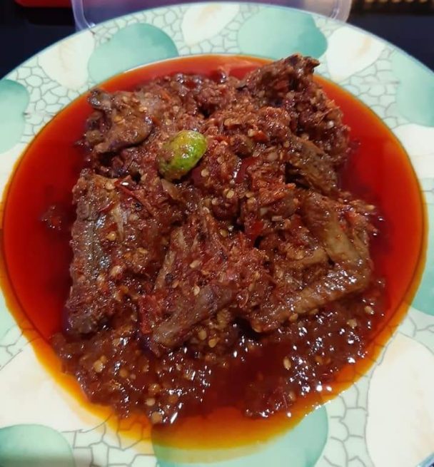 Rasakan Nikmatnya Ayam Rarang di Rumah Makan Khas Rarang Lombok | Hibur.id