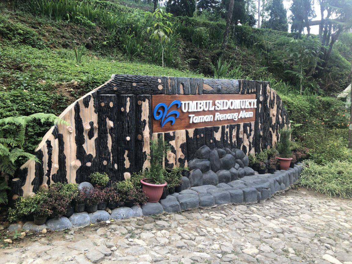 Berkemah Di Camping Ground Lengkap Di Semarang - Umbul Sidomukti | Hibur.id