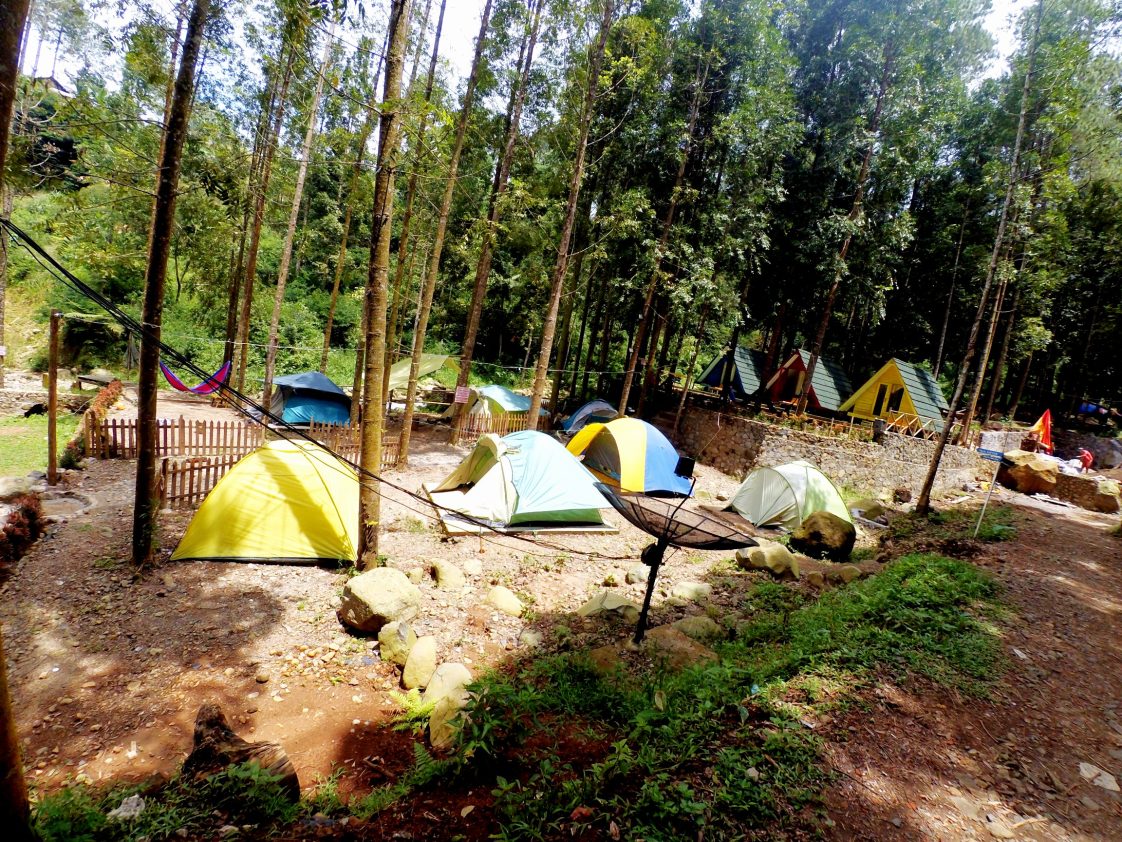 Sensasi Berkemah Di Wonderful Citamiang Glamping Ground | Hibur.id