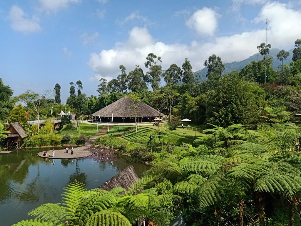 Ayo Ajak Keluarga Kalian untuk Menghabiskan Waktu Libuaran Kalian Di ...