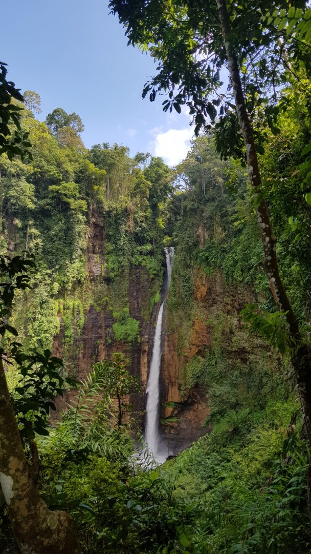 Air Terjun Kapas Biru - Lokasi Wisata Bagi Kalian Para Petualang | Hibur.id