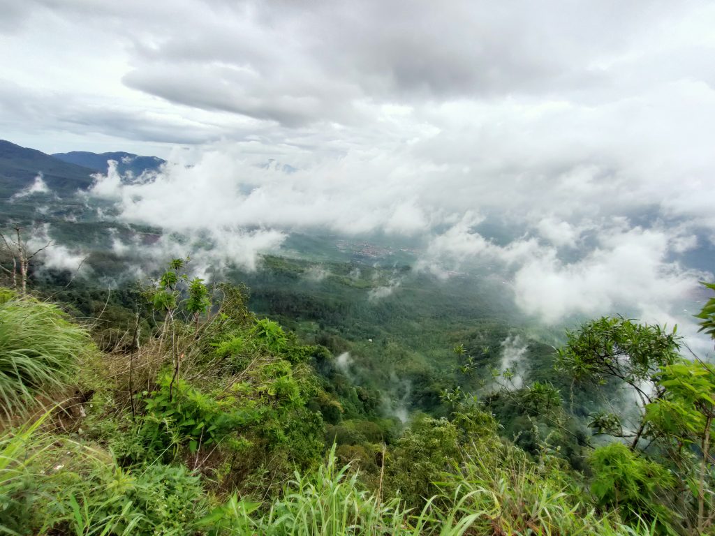 Pesona Dan Keindahan Dari Gunung Manglayang | Hibur.id
