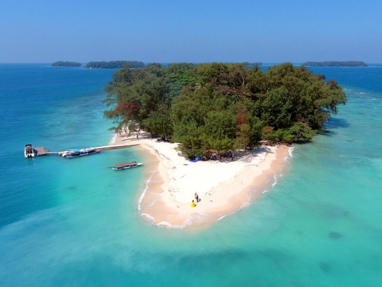 Serunya Berkemah Di Pulau Perak | Hibur.id
