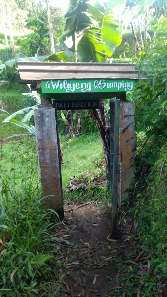 Berkemah Di Curug Bugbrug Yang Indah Dan Eksotis | Hibur.id