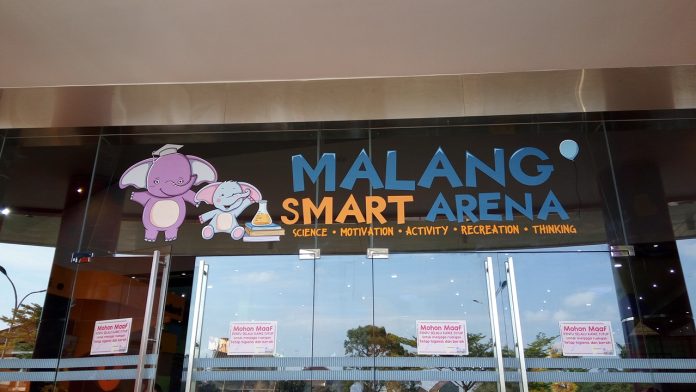Bermain Di Playground Indoor Terbesar Di Kota Malang - Malang Smart ...