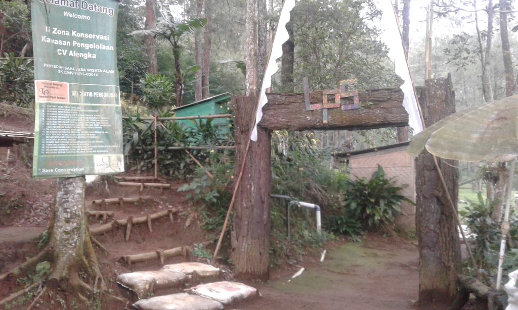 Lembah Pasir Sumbul Parabon - Tempat Berkemah Seru Dengan Keindahan ...