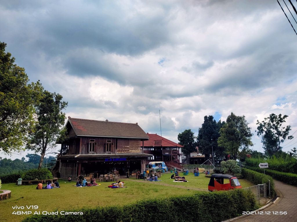 Cafe Instagramable Terbaik Yang Ada Di Pasuruan - Destinasi Travel ...