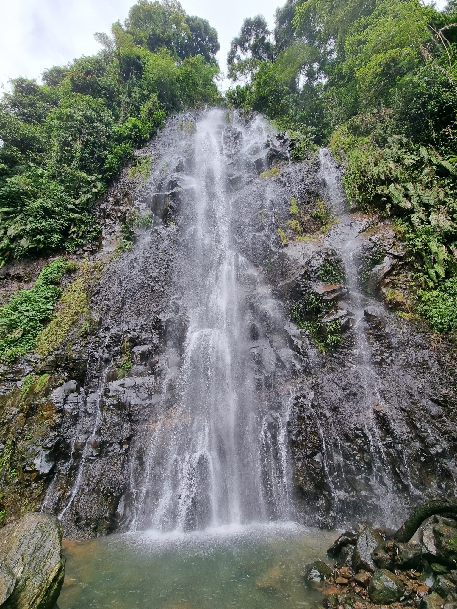 Pesona Dan Daya Tarik Dari Curug Cigamea | Hibur.id