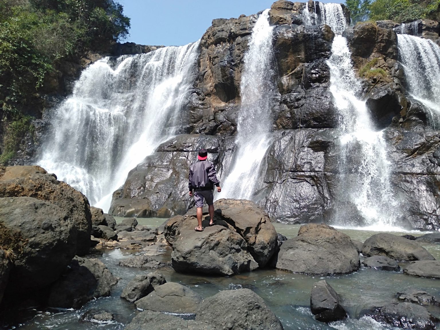 Curug Malela - The Little Niagara Dari Bandung | Hibur.id