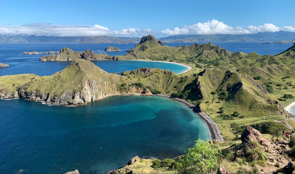 Pulau Padar Labuan Bajo - Pulau Unik Dengan Warna Pasir Yang Berbeda ...