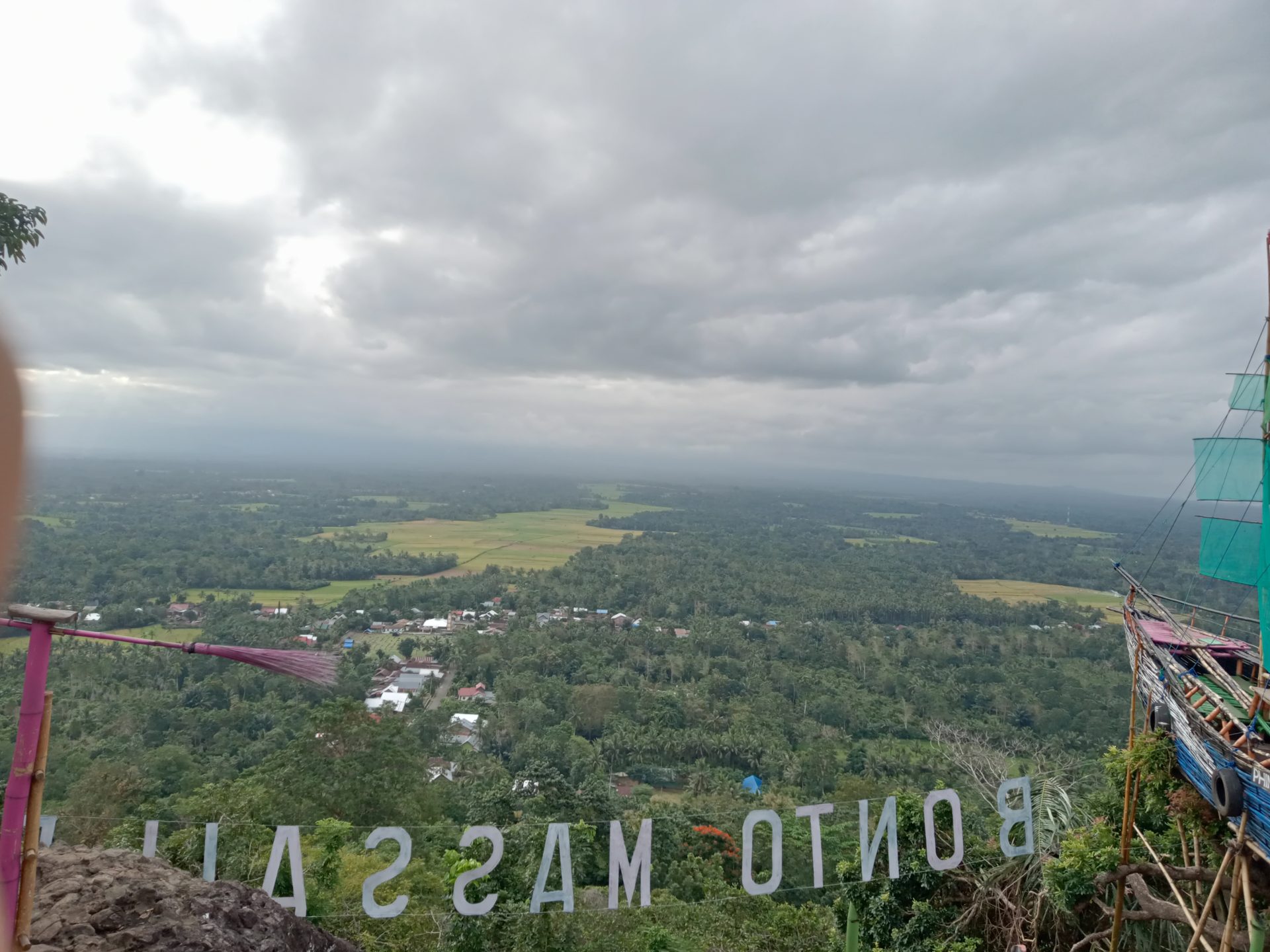 Yuk, Habiskan Waktu Liburan Di Bonto Massailea Yang Keren | Hibur.id