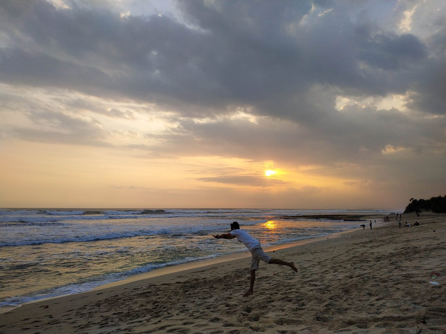 Pantai Karang Papak - Wisata Garut | Hibur.id