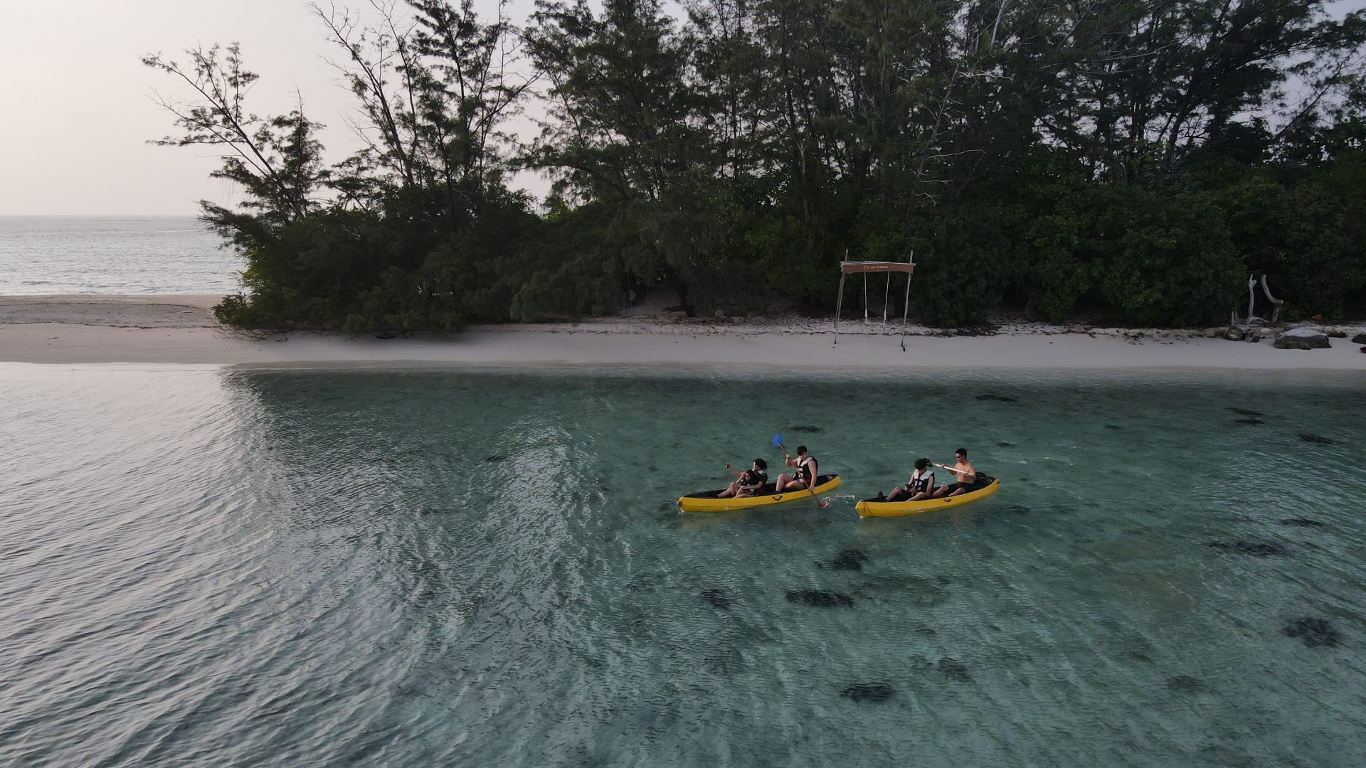 Intip Keindahan Pulau Macan, Dijamin Tak Akan Membosankan! | Hibur.id