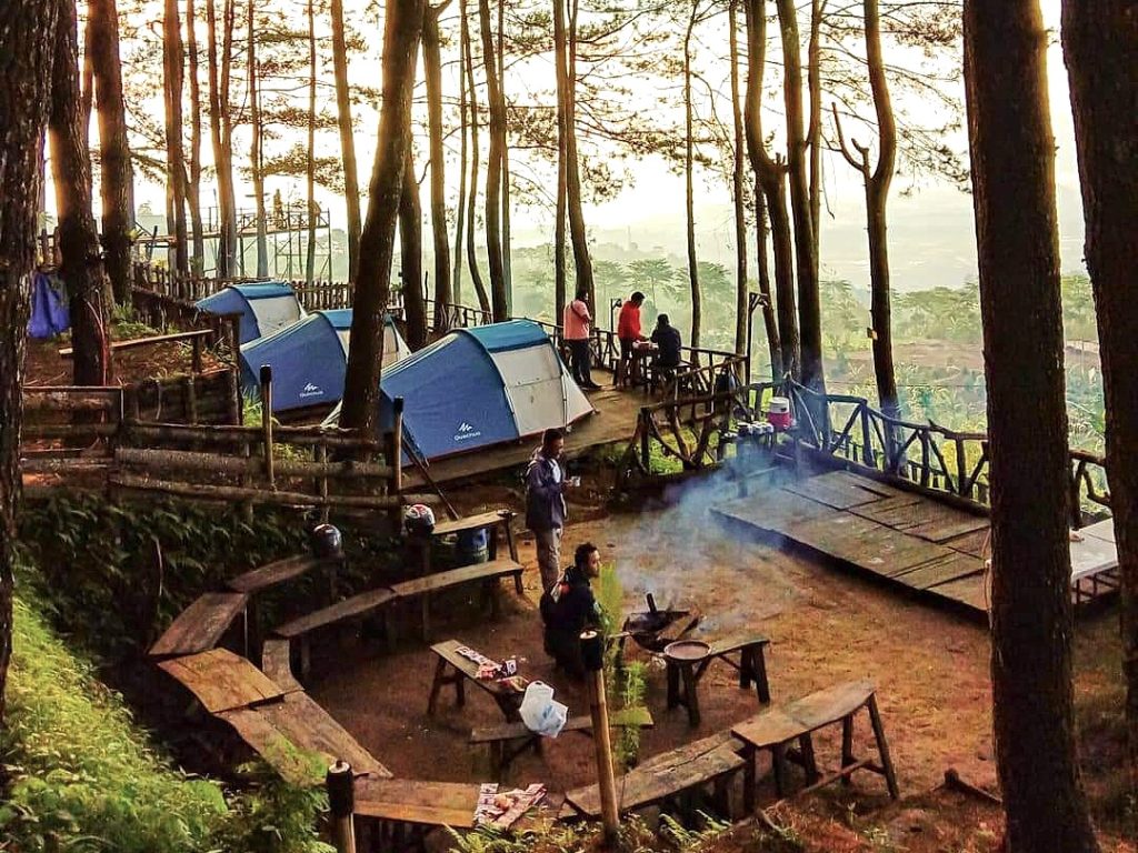 Talaga Surian - Kuningan - Destinasi Travel Indonesia | Hibur.id