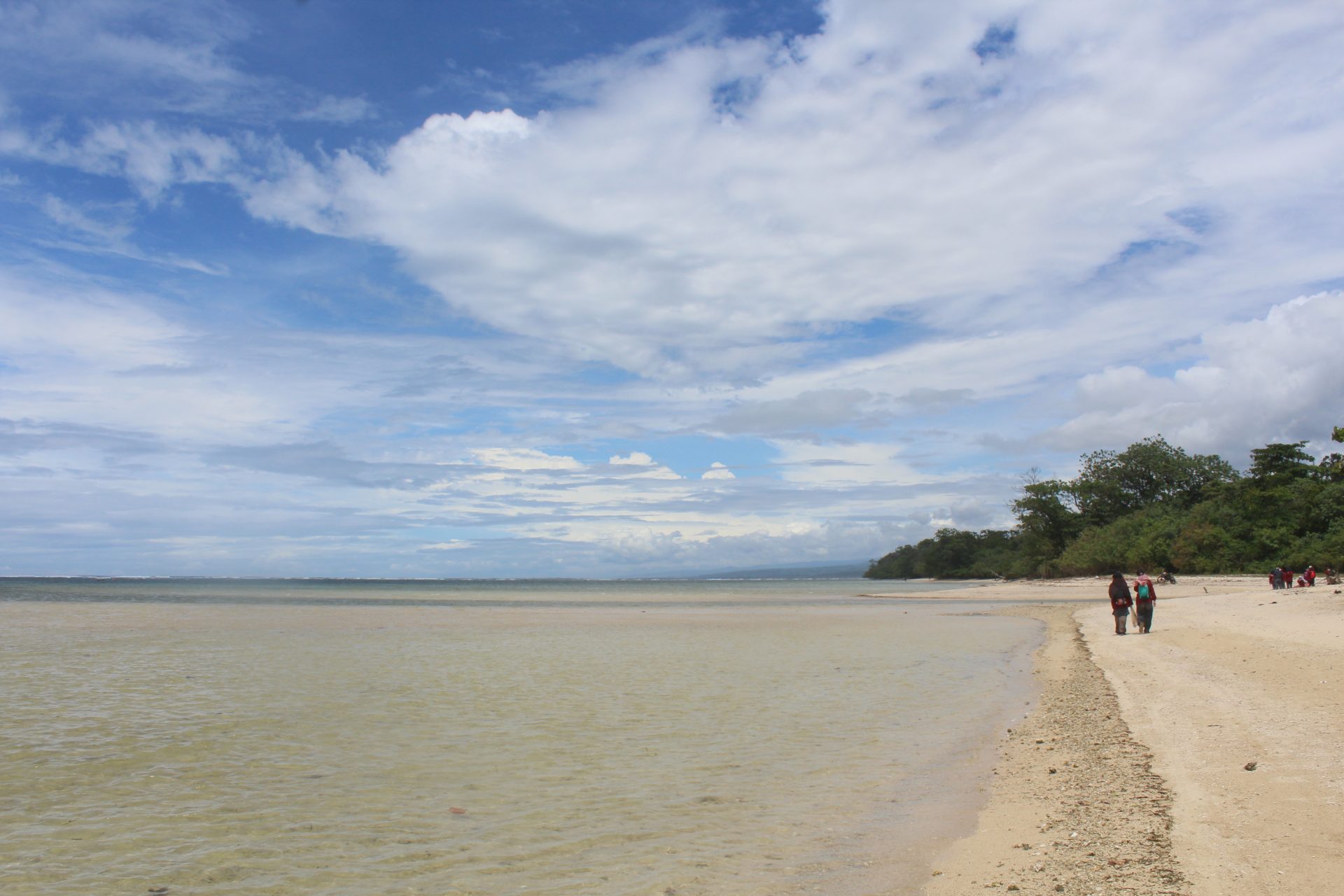Pantai Cijeruk, Keindahan Yang Tersembunyi di Kabupaten Garut | Hibur.id