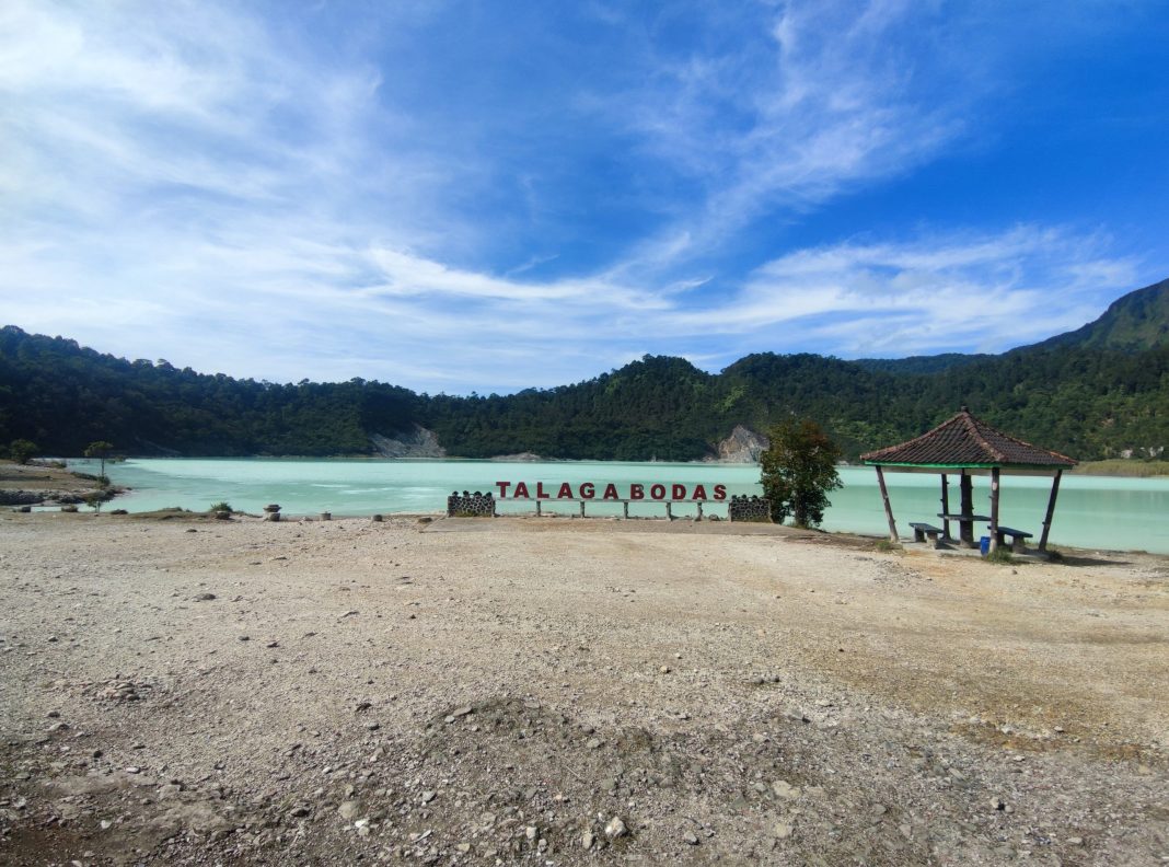 Inilah Keindahan Talaga Bodas Garut, Bak Di Luar Negeri | Hibur.id