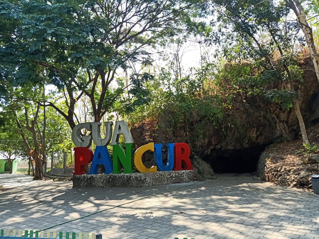 Susur Gua Dan Berkemah Di Gua Pancur Jimbaran - Destinasi Travel Indonesia