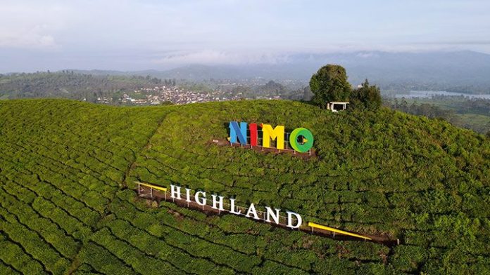 Nimo Highland Jadi Tempat Wisata Instagramable Yang Unik - Destinasi ...