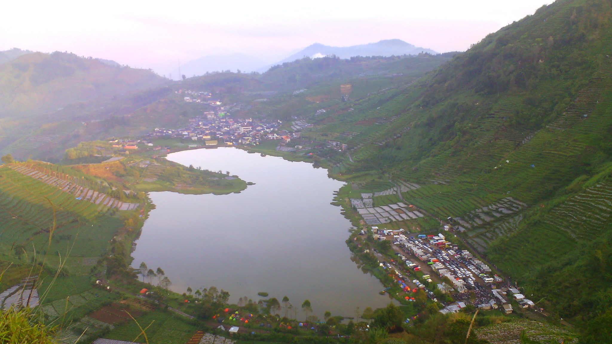 Telaga Cebong, Salah Satu Spot Terbaik Untuk Berkemah Dan Berburu Golden Sunrise Di Bukit ...