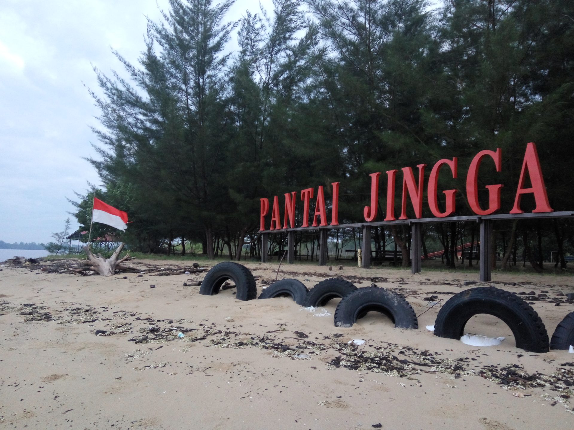 Pantai Jingga Muara Badak, Pantai Indah Nan Eksotis Yang Akan ...