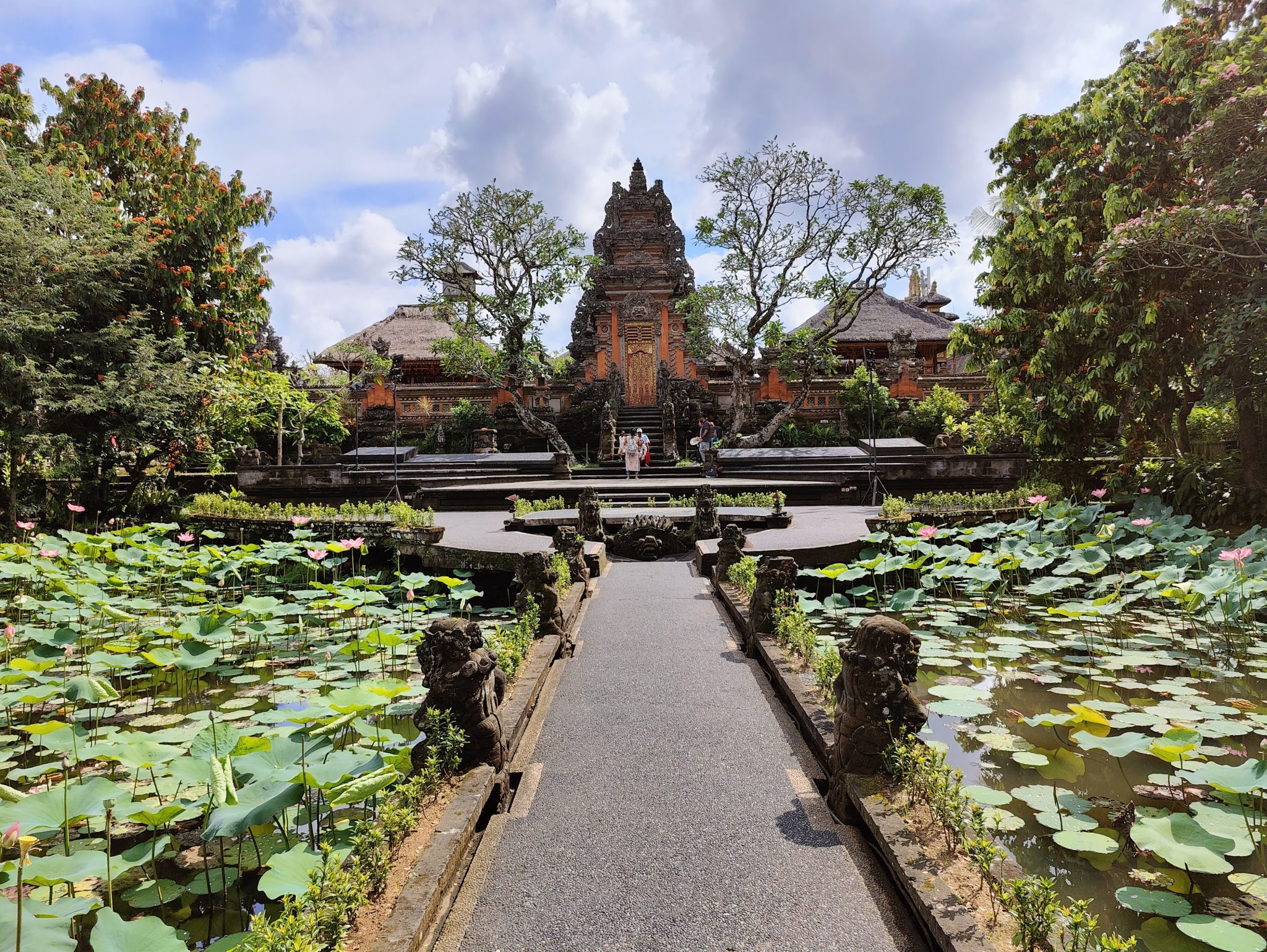 Bali, Surga Tersembunyi di Indonesia yang Menjadi Magnet Bagi Turis ...