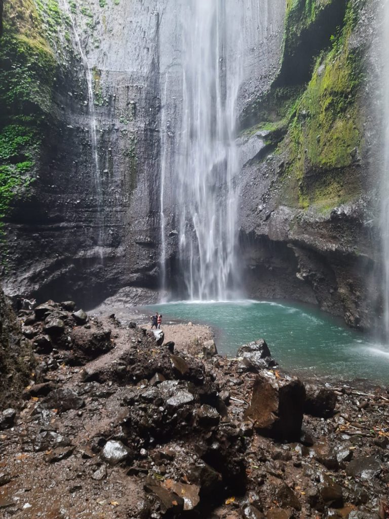 7 Destinasi Air Terjun Terindah di Indonesia yang Wajib Dikunjungi ...
