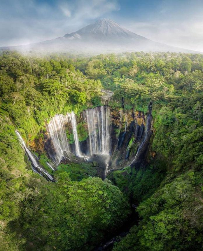 7 Destinasi Air Terjun Terindah di Indonesia yang Wajib Dikunjungi ...