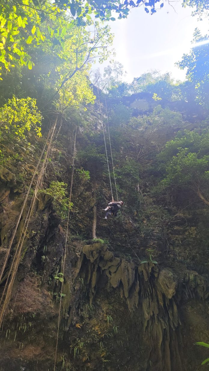 Menakjubkan! 7 Goa Terindah di Indonesia yang Harus Dikunjungi Oleh ...