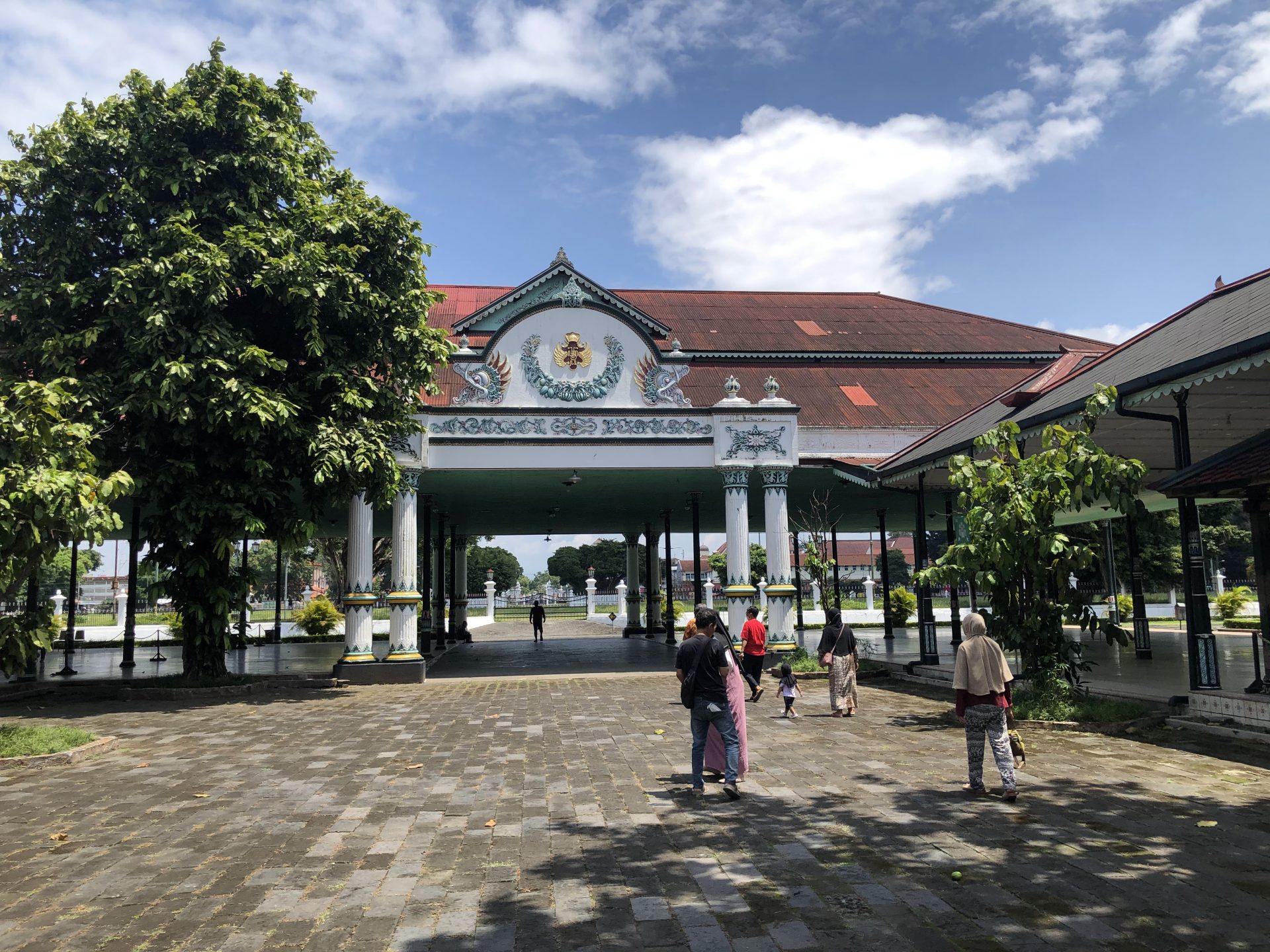 Mengenal Budaya Lokal: Pengalaman Menarik saat Berkunjung ke Yogyakarta ...