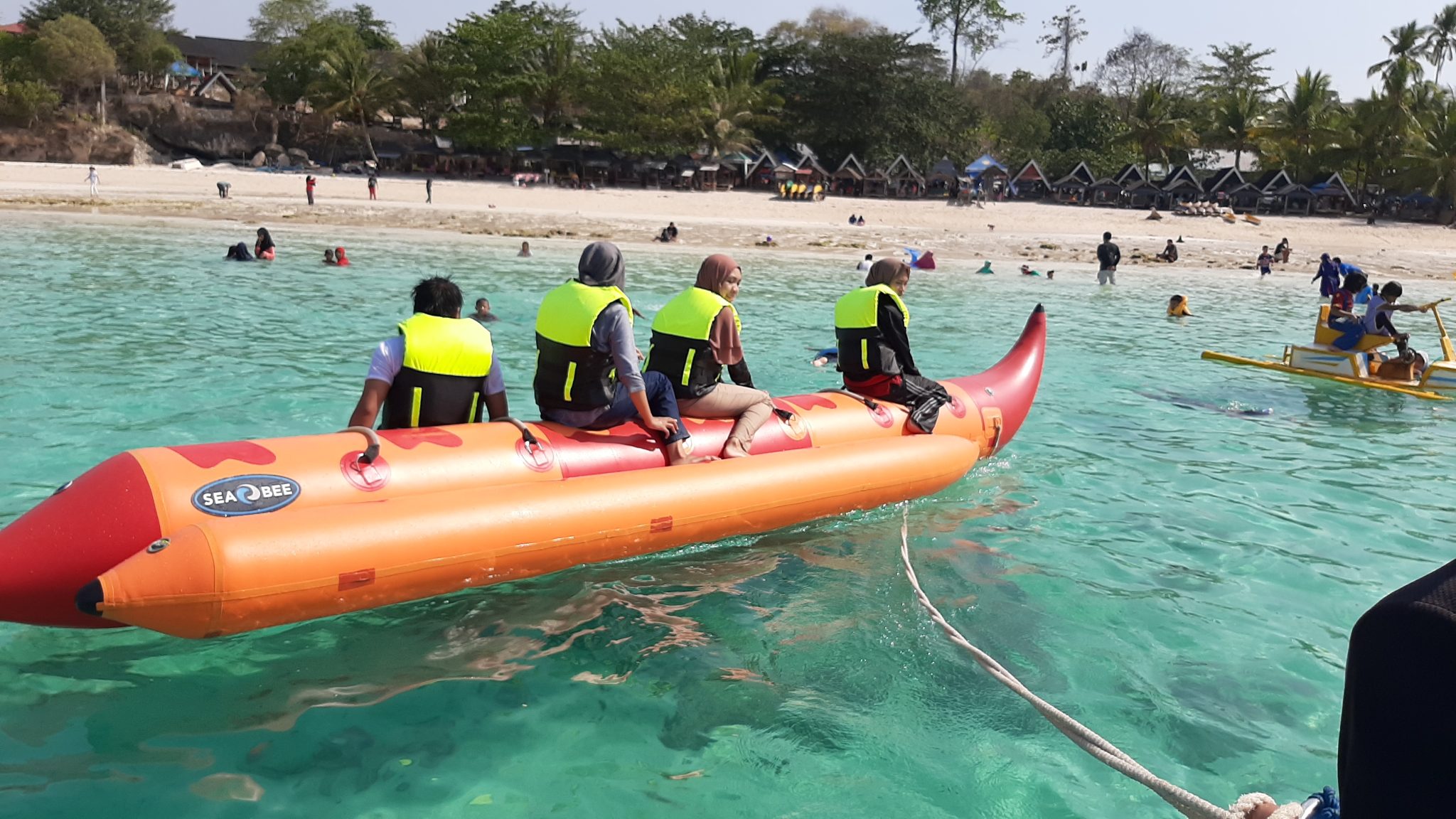 7 Pantai Terindah di Sulawesi Tenggara yang Wajib Dikunjungi untuk ...
