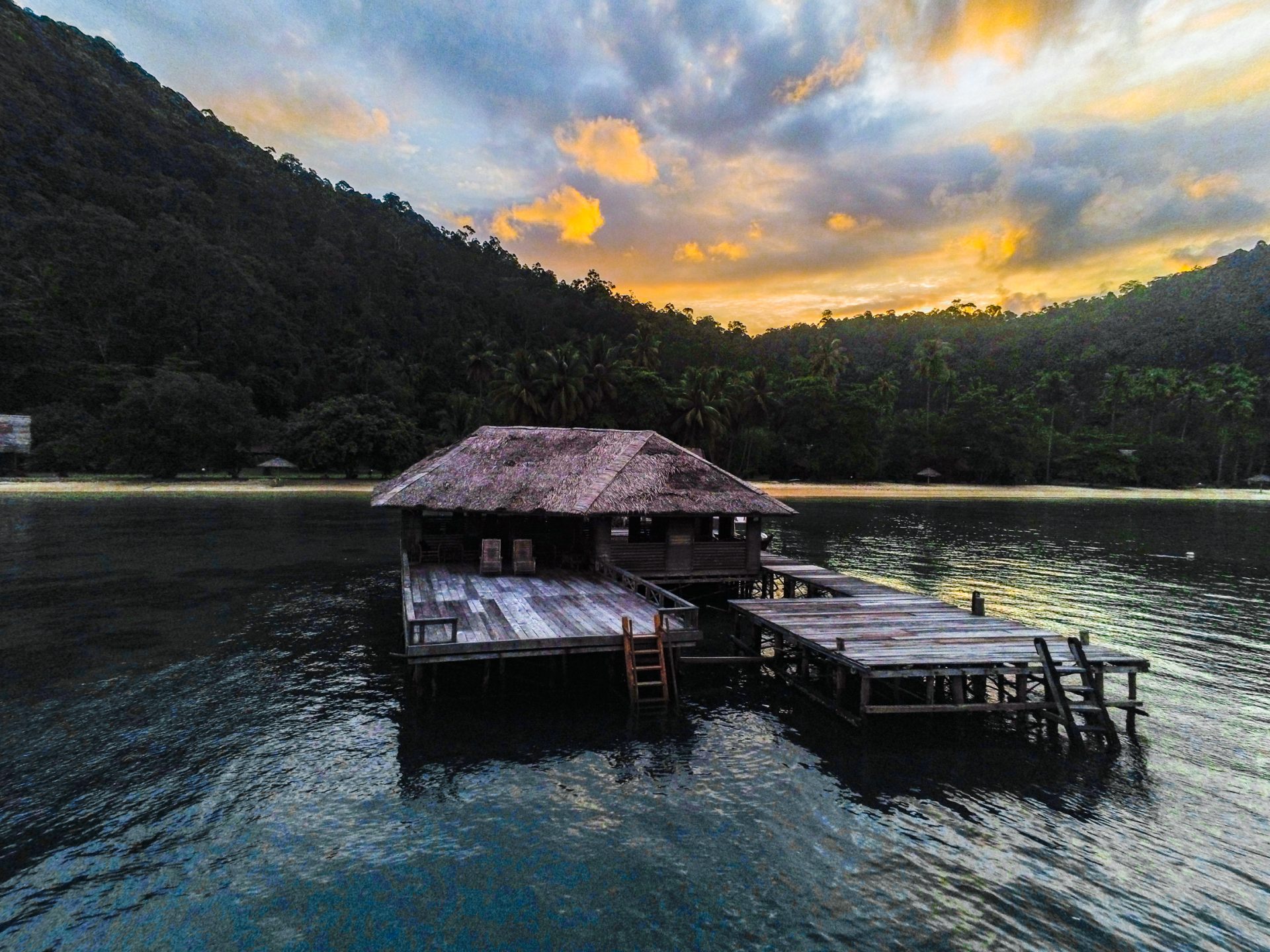 Persembunyian Eksklusif: Mengungkap Keindahan Private Island di ...