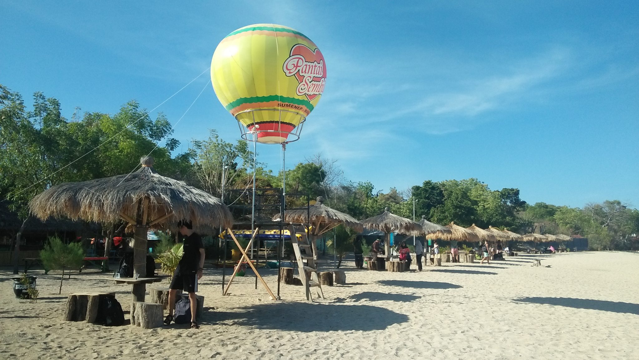 Menikmati Pesona Alam yang Asli di Sumenep: 5 Destinasi Wisata Wajib ...