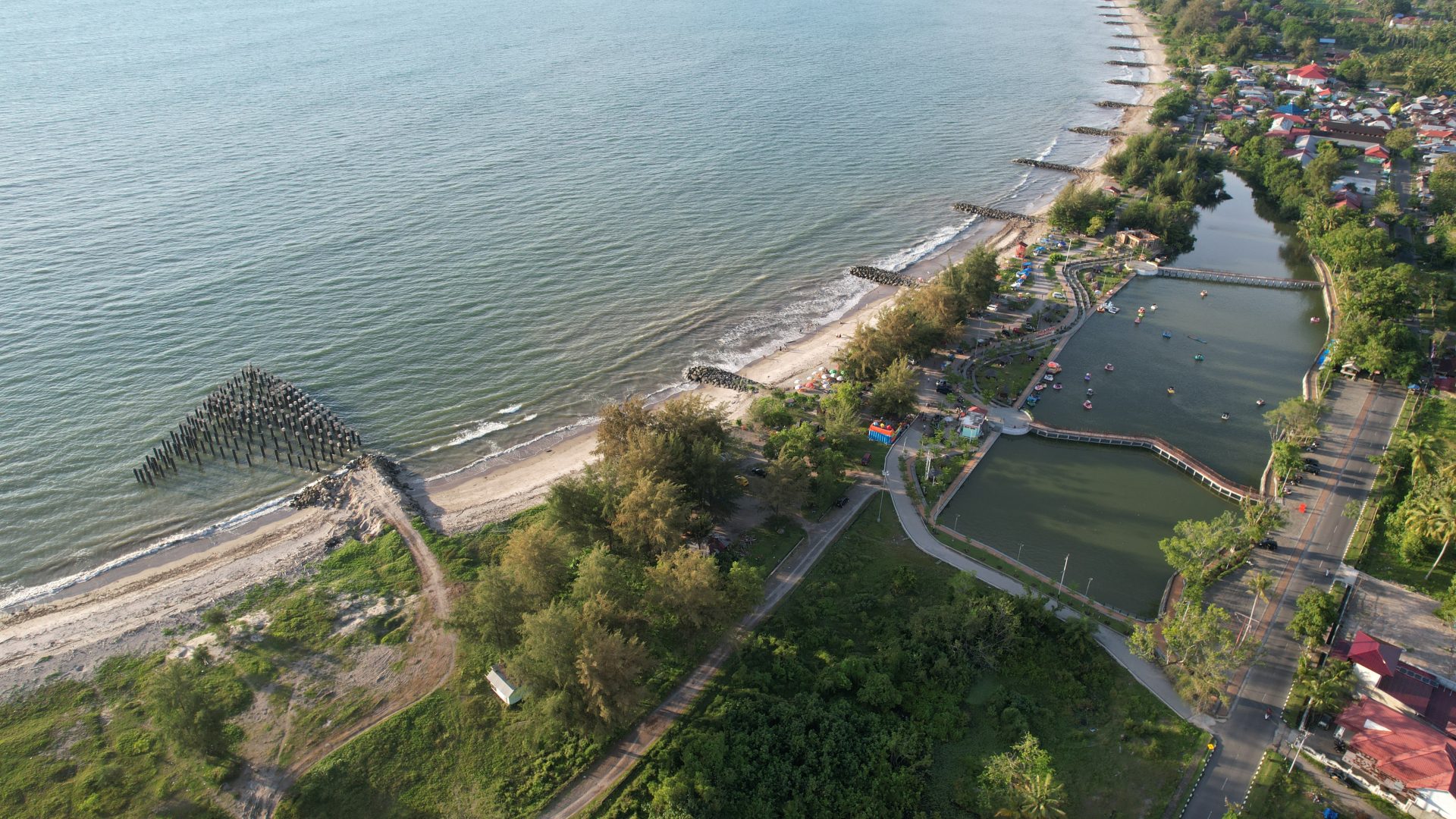 Menikmati Keindahan Alam di Pariaman: Eksplorasi 5 Pantai Terbaik ...