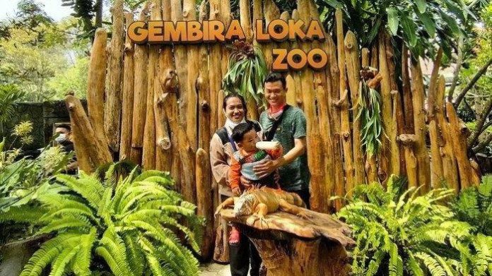 Menjelajahi Kehidupan Reptil di Taman Reptil Gembira Loka Zoo ...