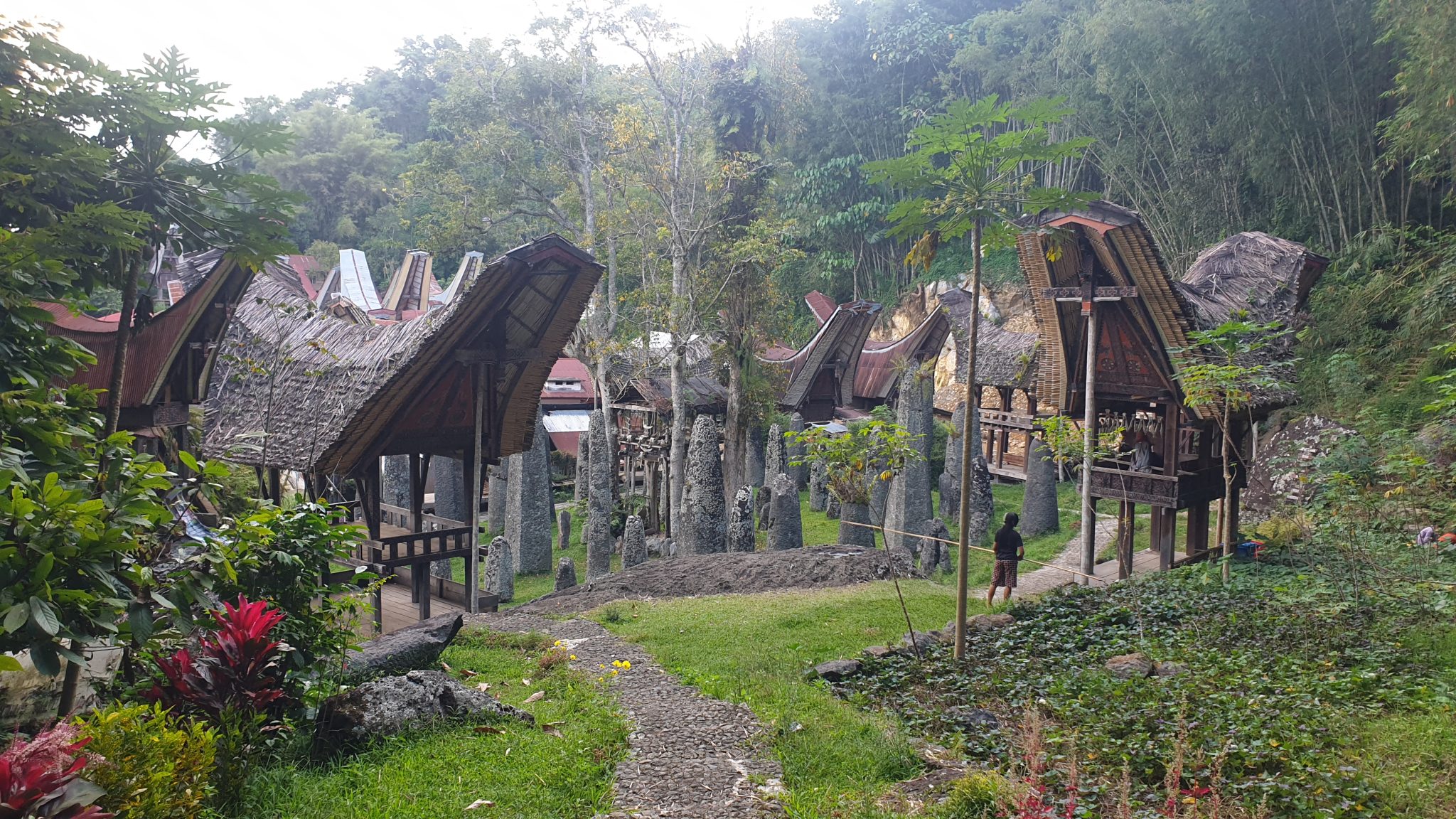 Menelusuri Keajaiban Budaya dan Alam di Toraja: Destinasi Wisata Penuh ...