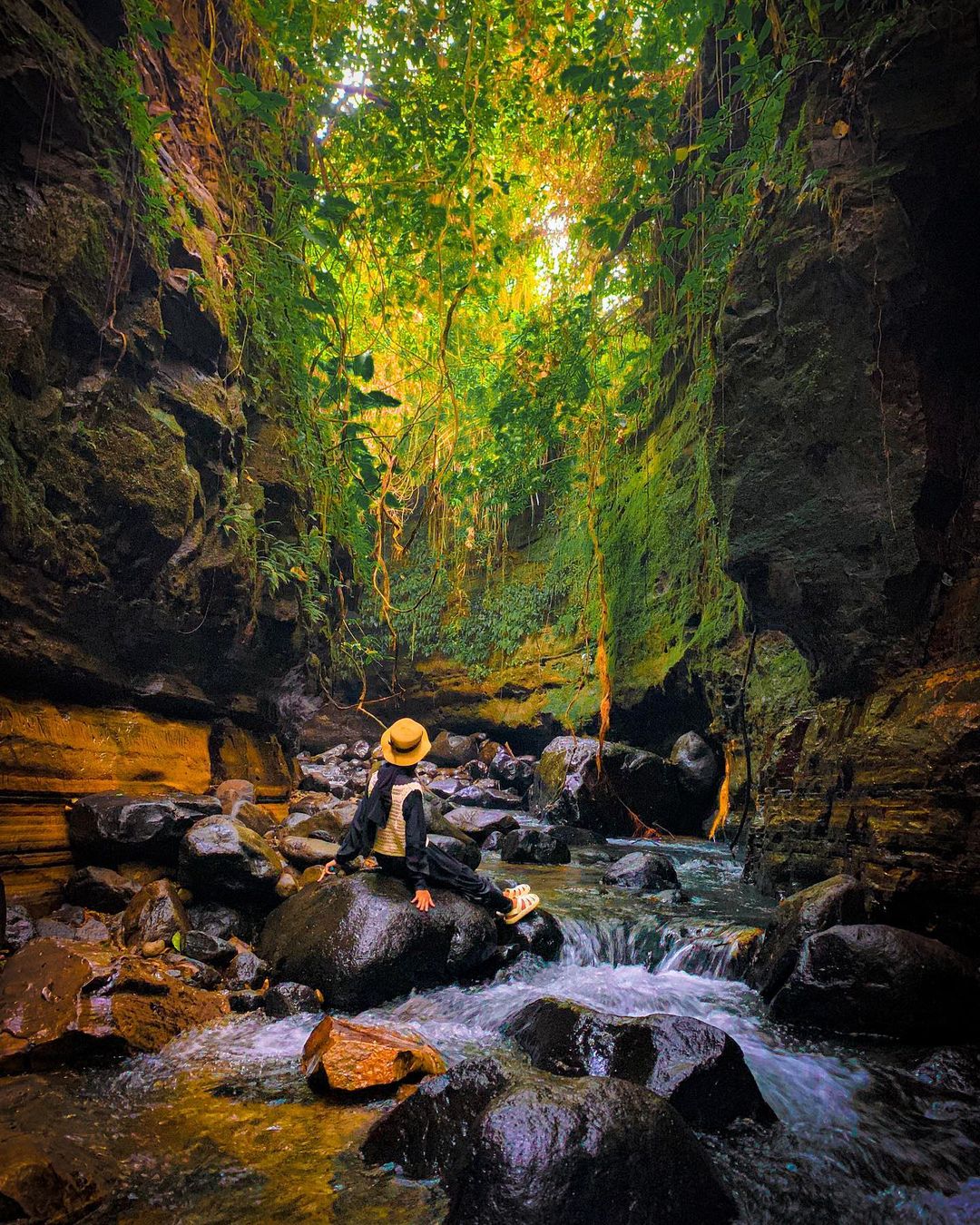 Curug Putri Pandeglang, Panorama Unik Dengan Medan Yang Menantang ...