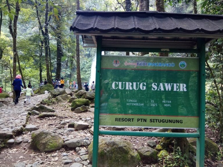 Curug Sawer Wisata Air Yang Seru Di Sukabumi Destinasi Travel Indonesia