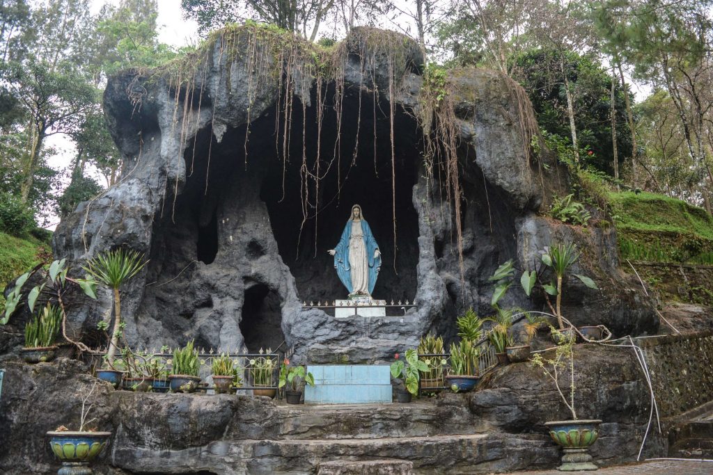 Menikmati Keindahan Danau Toba: Aktivitas Wisata yang Asyik untuk Semua ...