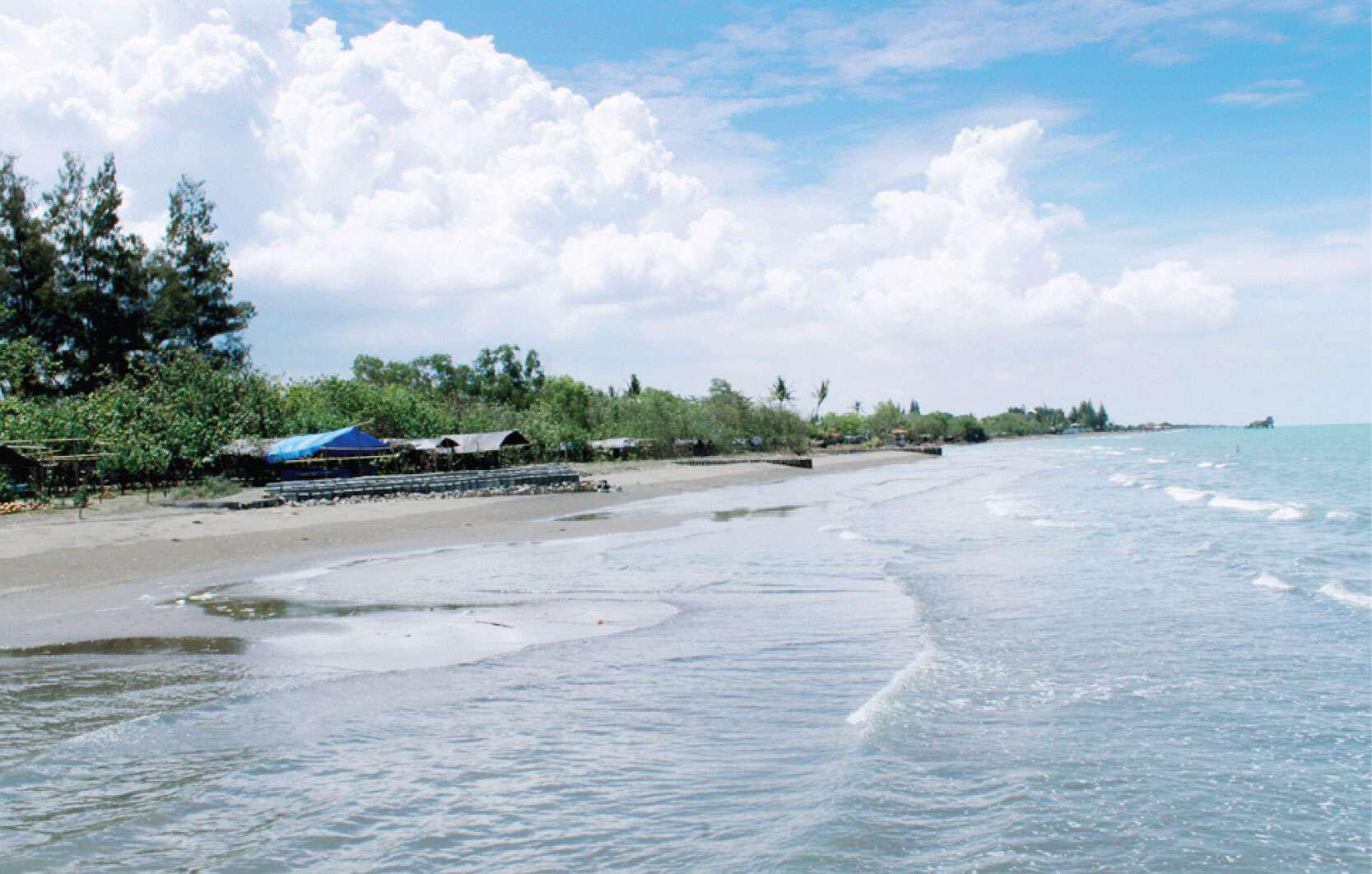Pantai Purwahamba Indah, Wisata Bahari dan Kolam Renang Seru di Tegal ...